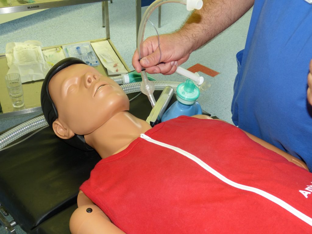 Künstliche Beatmung | Ablauf, Arten, Ursachen, Folgeschäden » Krank.de